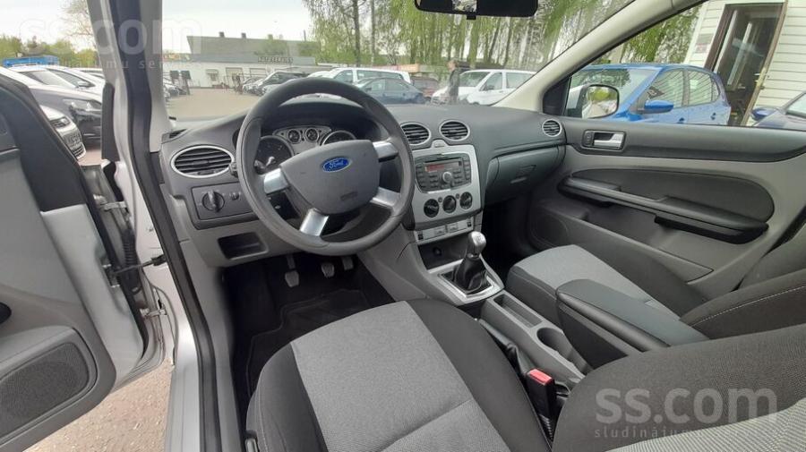 Ford Focus 2010 Rīga, ar dzinēja tilpumu 1.60 L un nobraukumu 193 tūkst. km par 3000 €, foto 22 vietnē AUTOMOTO.COM.LV