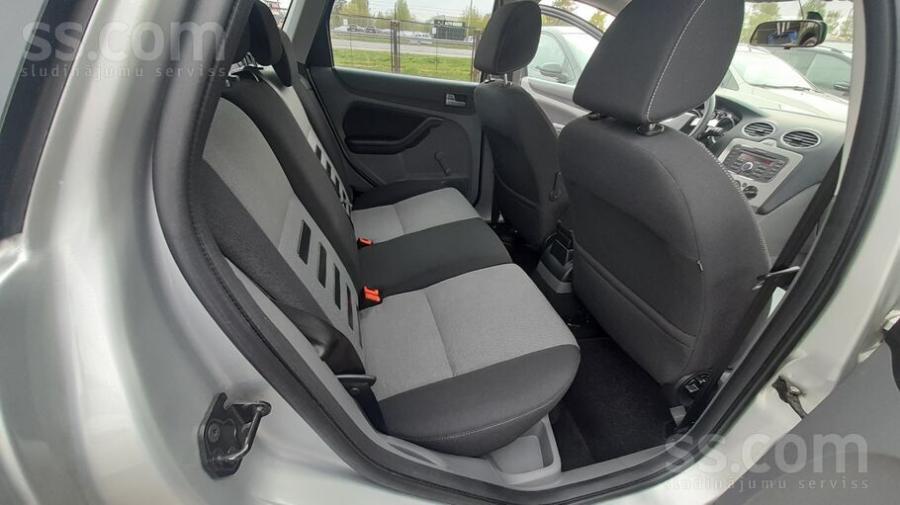 Ford Focus 2010 Rīga, ar dzinēja tilpumu 1.60 L un nobraukumu 193 tūkst. km par 3000 €, foto 25 vietnē AUTOMOTO.COM.LV
