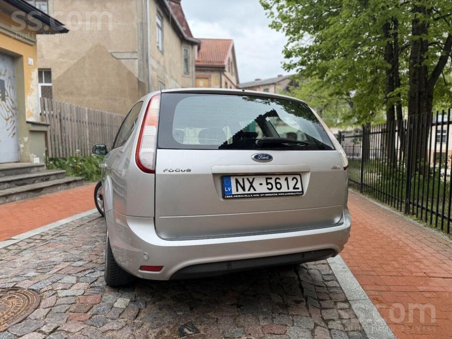 Ford Focus 2010 Cēsis, ar dzinēja tilpumu 1.60 L un nobraukumu 283 tūkst. km par 2490 €, foto 4 vietnē AUTOMOTO.COM.LV