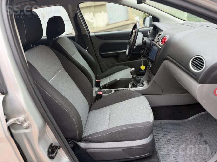 Ford Focus 2010 Cēsis, ar dzinēja tilpumu 1.60 L un nobraukumu 283 tūkst. km par 2490 €, foto 10 vietnē AUTOMOTO.COM.LV