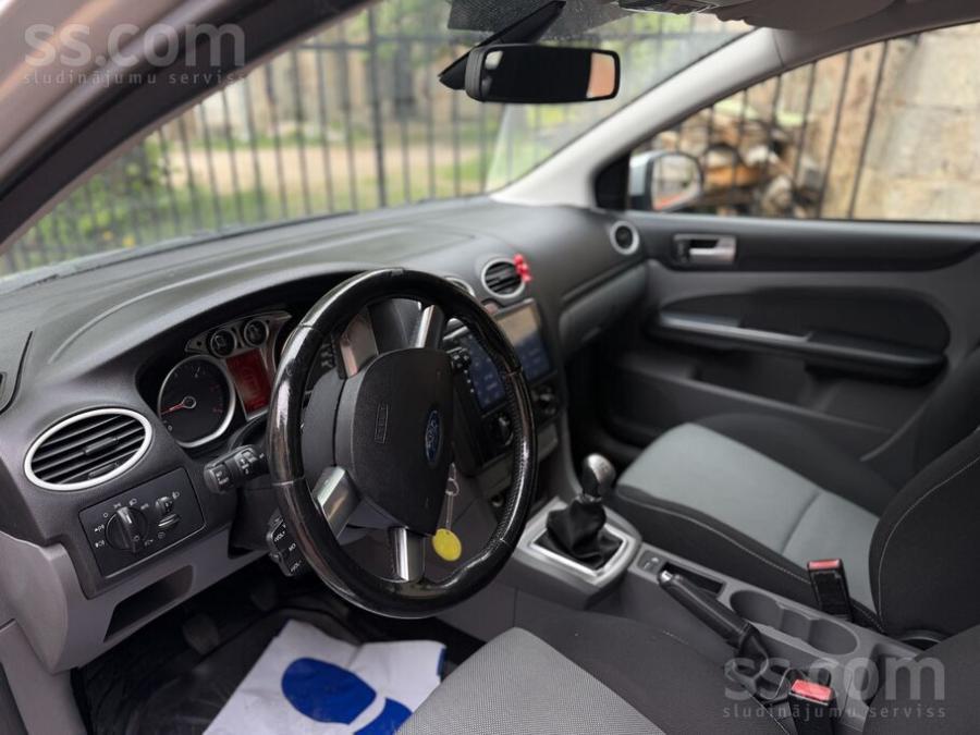 Ford Focus 2010 Cēsis, ar dzinēja tilpumu 1.60 L un nobraukumu 283 tūkst. km par 2490 €, foto 13 vietnē AUTOMOTO.COM.LV