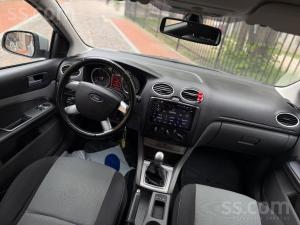 Ford Focus 2010 Cēsis, ar dzinēja tilpumu 1.60 L un nobraukumu 283 tūkst. km par 2490 €, foto 14 vietnē AUTOMOTO.COM.LV