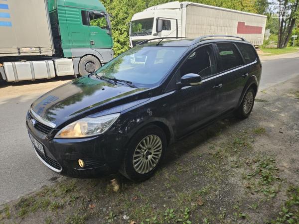 Ford Focus 2010 Prienai, ar dzinēja tilpumu 1.60 L un nobraukumu 340 tūkst. km par 1250 €, foto 3 vietnē AUTOMOTO.COM.LV