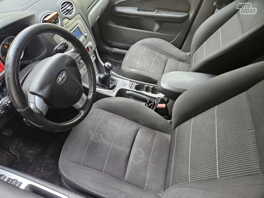 Ford Focus 2010 Prienai, ar dzinēja tilpumu 1.60 L un nobraukumu 340 tūkst. km par 1250 €, foto 10 vietnē AUTOMOTO.COM.LV