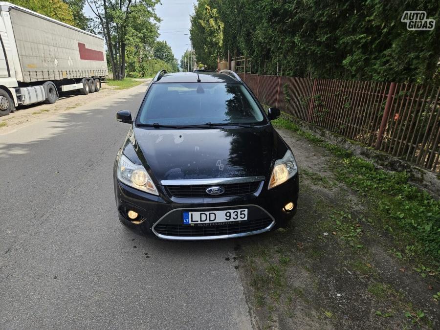 Ford Focus 2010 Prienai, ar dzinēja tilpumu 1.60 L un nobraukumu 338 tūkst. km par 1200 €, foto 3 vietnē AUTOMOTO.COM.LV