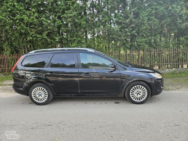 Ford Focus 2010 Prienai vietnē Ford Focus 2010 Prienai, ar dzinēja tilpumu 1.60 L un nobraukumu 336 tūkst. km par 1200 €, foto 3 vietnē AUTOMOTO.COM.LV