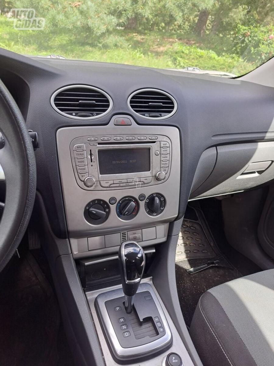 Ford Focus 2010 in Kalvarija, with an engine capacity of 2.00 L and mileage of 292 thousand km for 900 €, photo 5 on AUTOMOTO.COM.LV