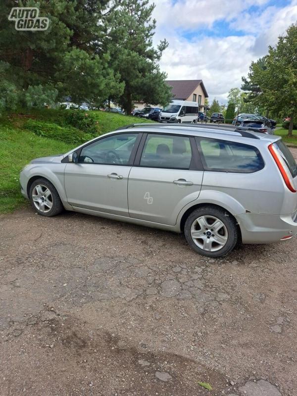 Ford Focus 2010 in Kalvarija, with an engine capacity of 2.00 L and mileage of 292 thousand km for 900 €, photo 8 on AUTOMOTO.COM.LV