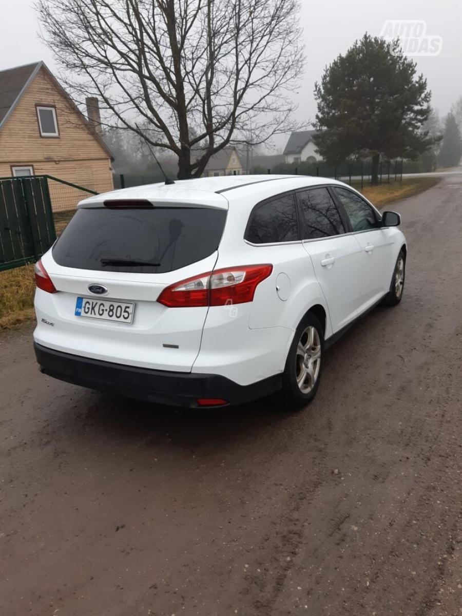 Ford Focus 2011 in Kelme, with an engine capacity of 1.60 L and mileage of 290 thousand km for 2500 €, photo 3 on AUTOMOTO.COM.LV