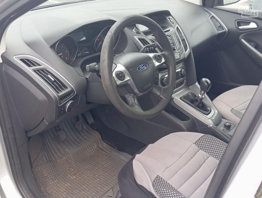 Форд Фокус 2011 в Вильнюс, объемом двигателя 1.60 л и пробегом 304 тыс. км за 1950 €, фото 10 на AUTOMOTO.COM.LV