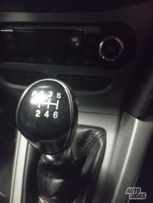 Ford Focus 2011 in Vilnius, with an engine capacity of 1.60 L and mileage of 304 thousand km for 1800 €, photo 16 on AUTOMOTO.COM.LV