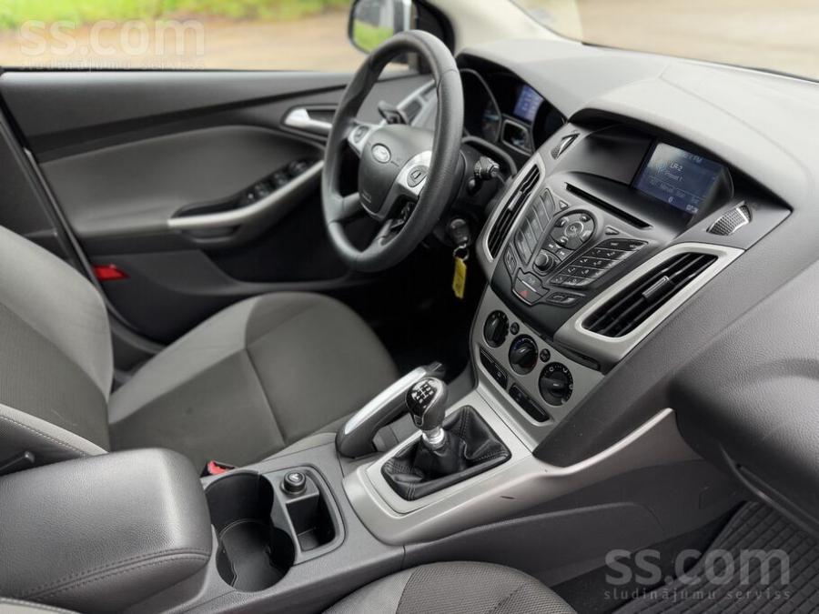 Ford Focus 2012 Ogre, ar dzinēja tilpumu 1.60 L un nobraukumu 284 tūkst. km par 3950 €, foto 16 vietnē AUTOMOTO.COM.LV