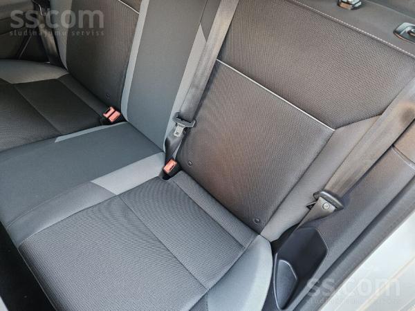 Ford Focus 2012 Jēkabpils, ar dzinēja tilpumu 1.60 L un nobraukumu 291 tūkst. km par 4490 €, foto 11 vietnē AUTOMOTO.COM.LV