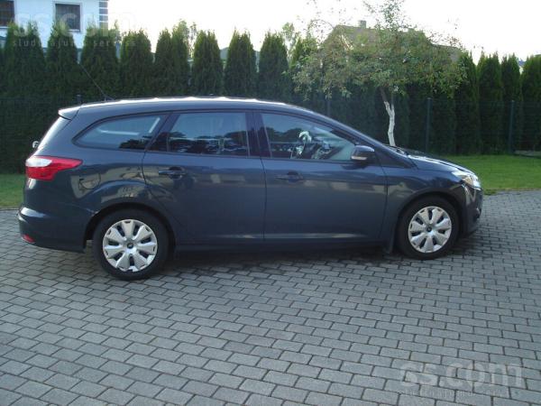 Ford Focus 2012 Rīga, ar dzinēja tilpumu 1.60 L un nobraukumu 260 tūkst. km par 3900 €, foto 1 vietnē AUTOMOTO.COM.LV