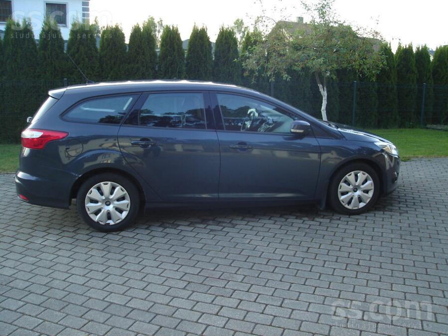 Ford Focus 2012 Rīga, ar dzinēja tilpumu 1.60 L un nobraukumu 260 tūkst. km par 3900 €, foto 1 vietnē AUTOMOTO.COM.LV