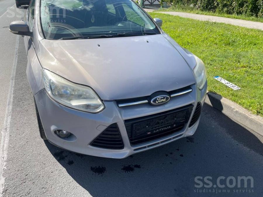 Ford Focus 2012 Rīga, ar dzinēja tilpumu 1.60 L un nobraukumu 241 tūkst. km par 760 €, foto 3 vietnē AUTOMOTO.COM.LV