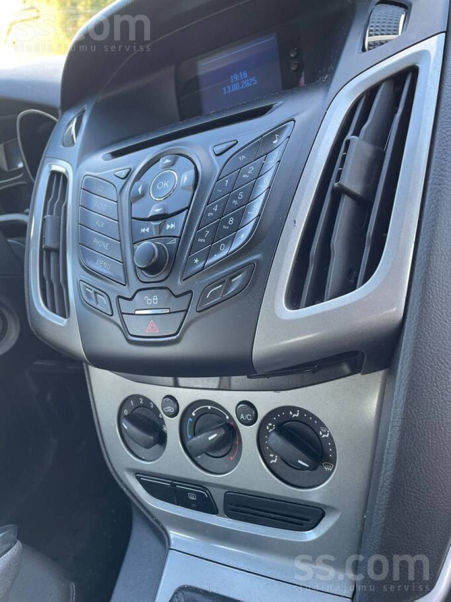 Ford Focus 2012 Rīga, ar dzinēja tilpumu 1.60 L un nobraukumu 241 tūkst. km par 760 €, foto 6 vietnē AUTOMOTO.COM.LV