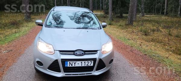 Ford Focus 2012 Cēsis, ar dzinēja tilpumu 1.60 L un nobraukumu 289 tūkst. km par 3000 €, foto 1 vietnē AUTOMOTO.COM.LV