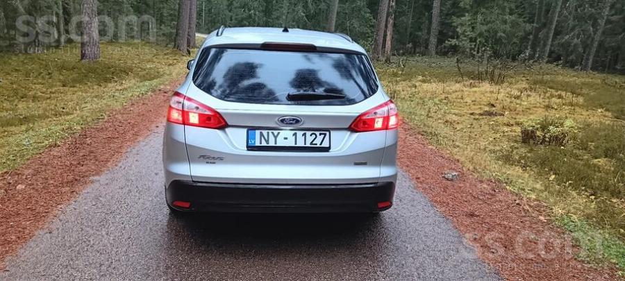 Ford Focus 2012 Cēsis, ar dzinēja tilpumu 1.60 L un nobraukumu 289 tūkst. km par 3000 €, foto 5 vietnē AUTOMOTO.COM.LV