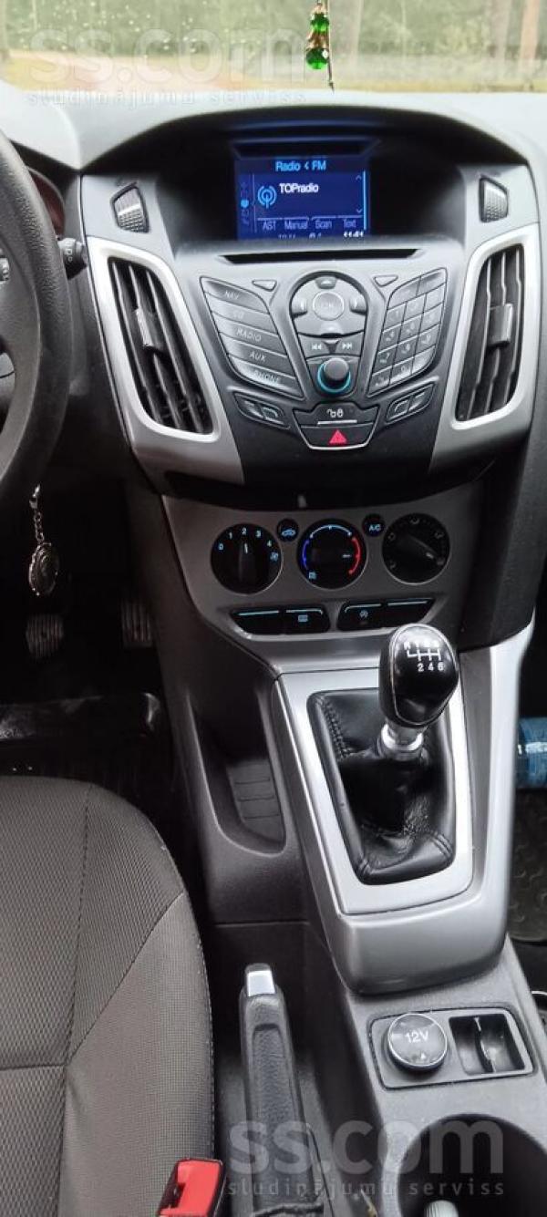 Ford Focus 2012 Cēsis, ar dzinēja tilpumu 1.60 L un nobraukumu 289 tūkst. km par 3000 €, foto 9 vietnē AUTOMOTO.COM.LV