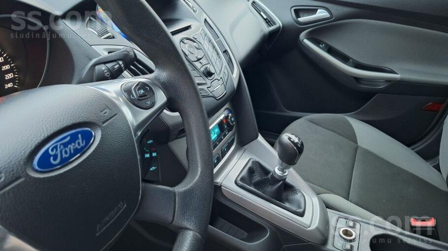 Ford Focus 2012 Rīga, ar dzinēja tilpumu 1.60 L un nobraukumu 297 tūkst. km par 3400 €, foto 14 vietnē AUTOMOTO.COM.LV