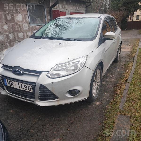 Ford Focus 2013 in Bauska, with an engine capacity of 1.60 L and mileage of 326 thousand km for 1500 €, photo 1 on AUTOMOTO.COM.LV