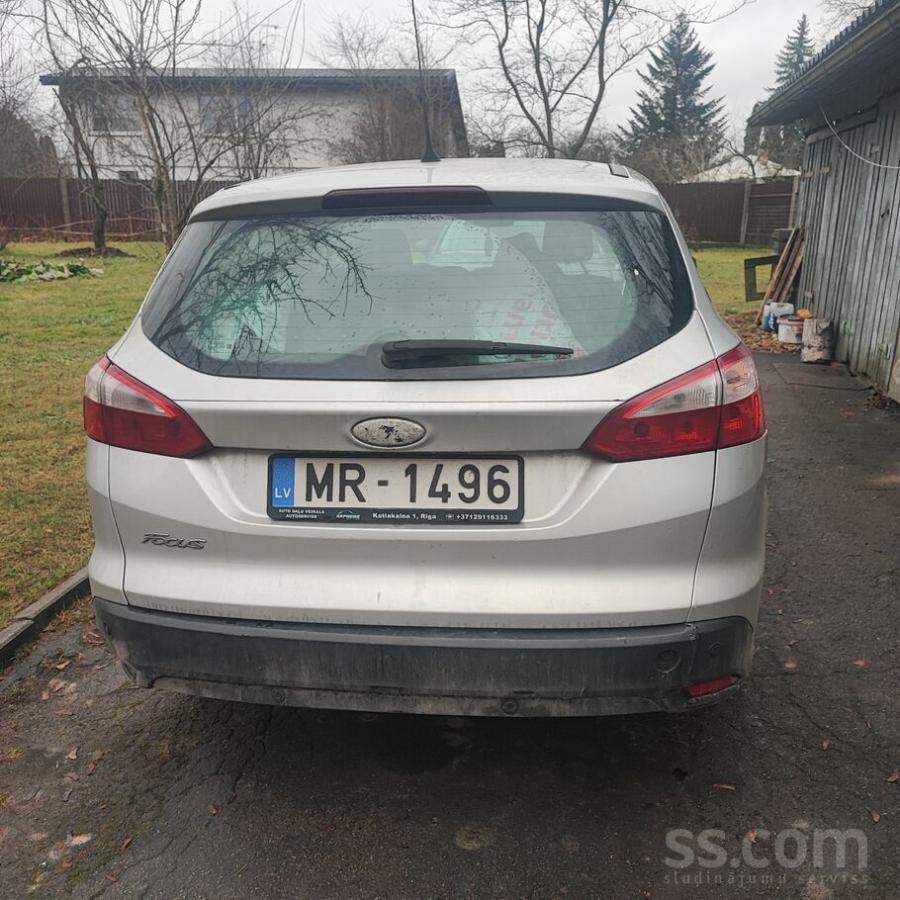 Ford Focus 2013 in Bauska, with an engine capacity of 1.60 L and mileage of 326 thousand km for 1500 €, photo 3 on AUTOMOTO.COM.LV