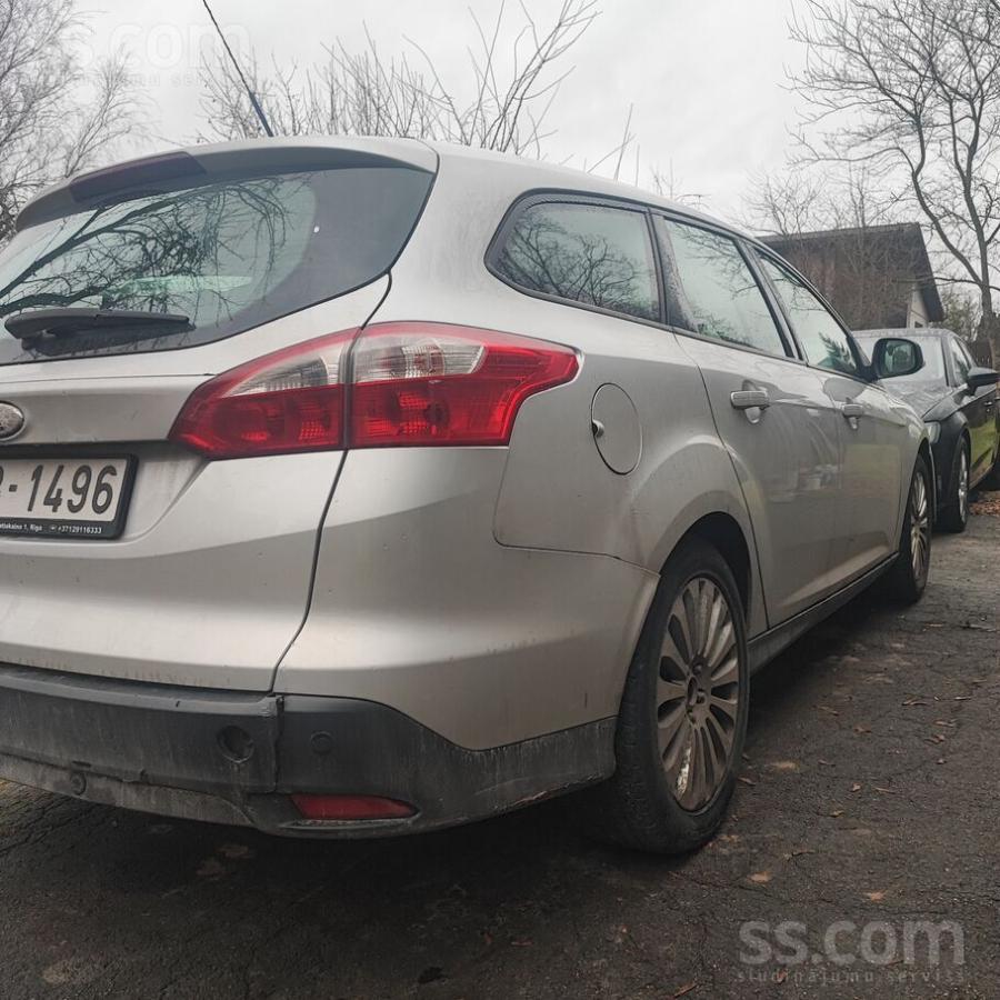Ford Focus 2013 in Bauska, with an engine capacity of 1.60 L and mileage of 326 thousand km for 1500 €, photo 4 on AUTOMOTO.COM.LV