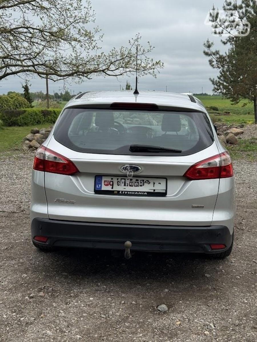 Ford Focus 2013 in Radviliskis, with an engine capacity of 1.60 L and mileage of 294 thousand km for 2500 €, photo 6 on AUTOMOTO.COM.LV
