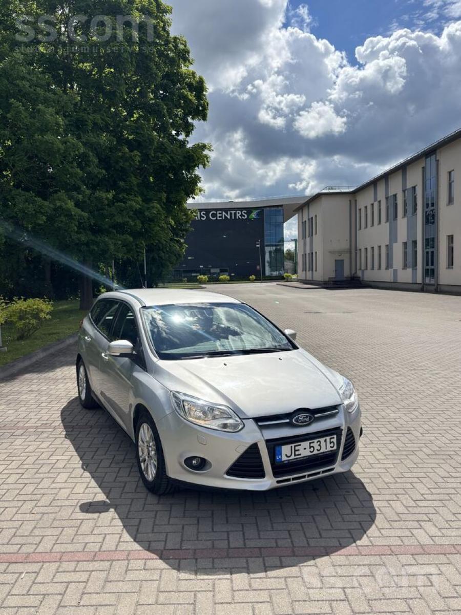 Ford Focus 2013 in Jelgava, with an engine capacity of 1.60 L and mileage of 123 thousand km for 4500 €, photo 4 on AUTOMOTO.COM.LV