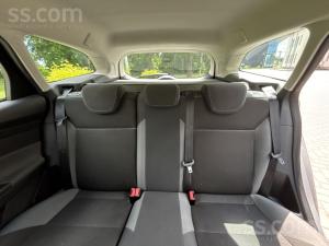Ford Focus 2013 in Jelgava, with an engine capacity of 1.60 L and mileage of 123 thousand km for 4500 €, photo 11 on AUTOMOTO.COM.LV