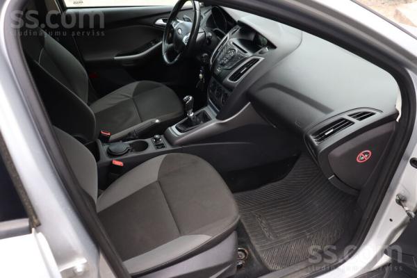 Ford Focus 2013 Valmiera, ar dzinēja tilpumu 1.60 L un nobraukumu 0 tūkst. km par 2900 €, foto 5 vietnē AUTOMOTO.COM.LV