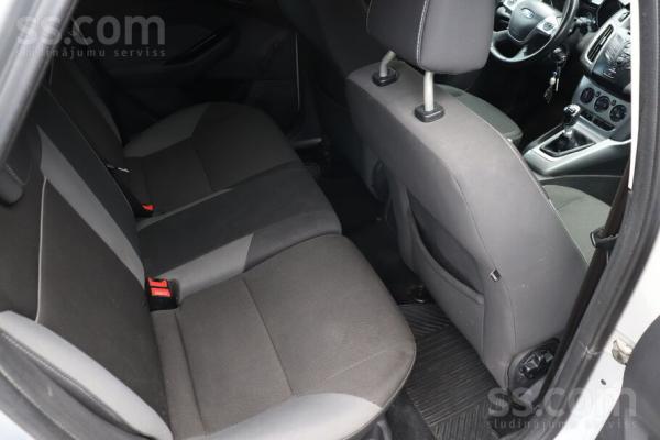 Ford Focus 2013 Valmiera, ar dzinēja tilpumu 1.60 L un nobraukumu 0 tūkst. km par 2900 €, foto 7 vietnē AUTOMOTO.COM.LV