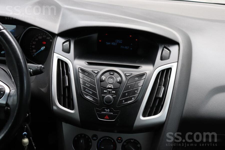 Ford Focus 2013 Valmiera, ar dzinēja tilpumu 1.60 L un nobraukumu 0 tūkst. km par 2900 €, foto 14 vietnē AUTOMOTO.COM.LV