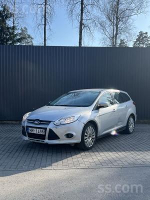 Ford Focus 2013 Rīga, ar dzinēja tilpumu 1.60 L un nobraukumu 326 tūkst. km par 1400 €, foto  vietnē AUTOMOTO.COM.LV