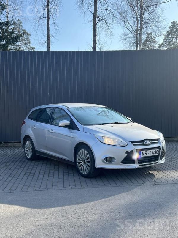 Ford Focus 2013 in Riga, with an engine capacity of 1.60 L and mileage of 326 thousand km for 1400 €, photo 2 on AUTOMOTO.COM.LV
