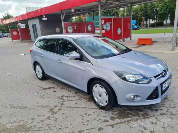 Ford Focus 2013 Tukums, ar dzinēja tilpumu 1.60 L un nobraukumu 327 tūkst. km par 3300 €, foto 2 vietnē AUTOMOTO.COM.LV