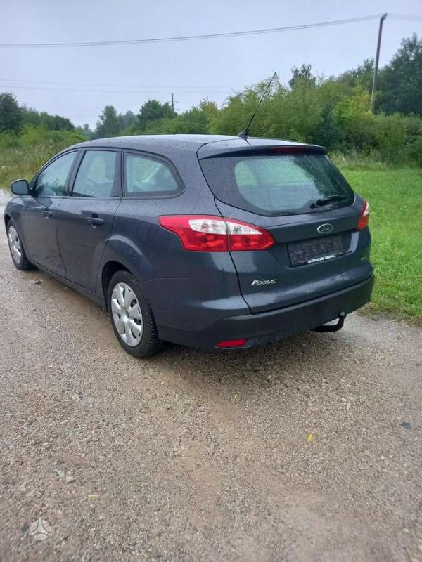 Ford Focus 2013 Radviliškis, ar dzinēja tilpumu 1.56 L un nobraukumu 238 tūkst. km par 3100 €, foto 3 vietnē AUTOMOTO.COM.LV