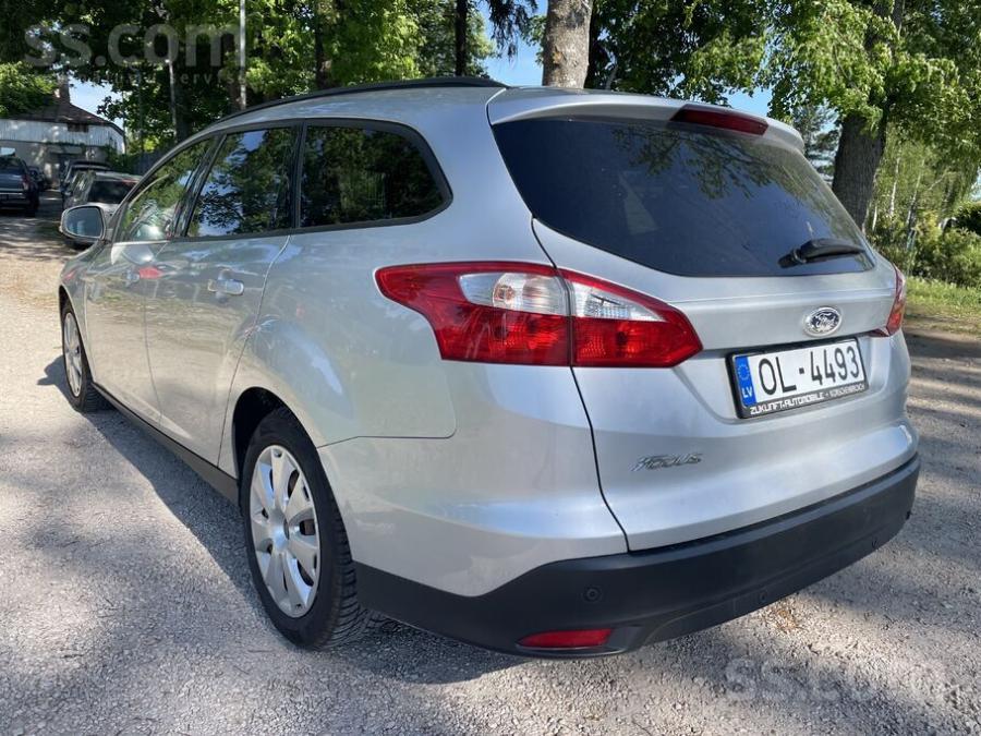 Ford Focus 2014 in Riga, with an engine capacity of 1.60 L and mileage of 230 thousand km for 3990 €, photo 4 on AUTOMOTO.COM.LV