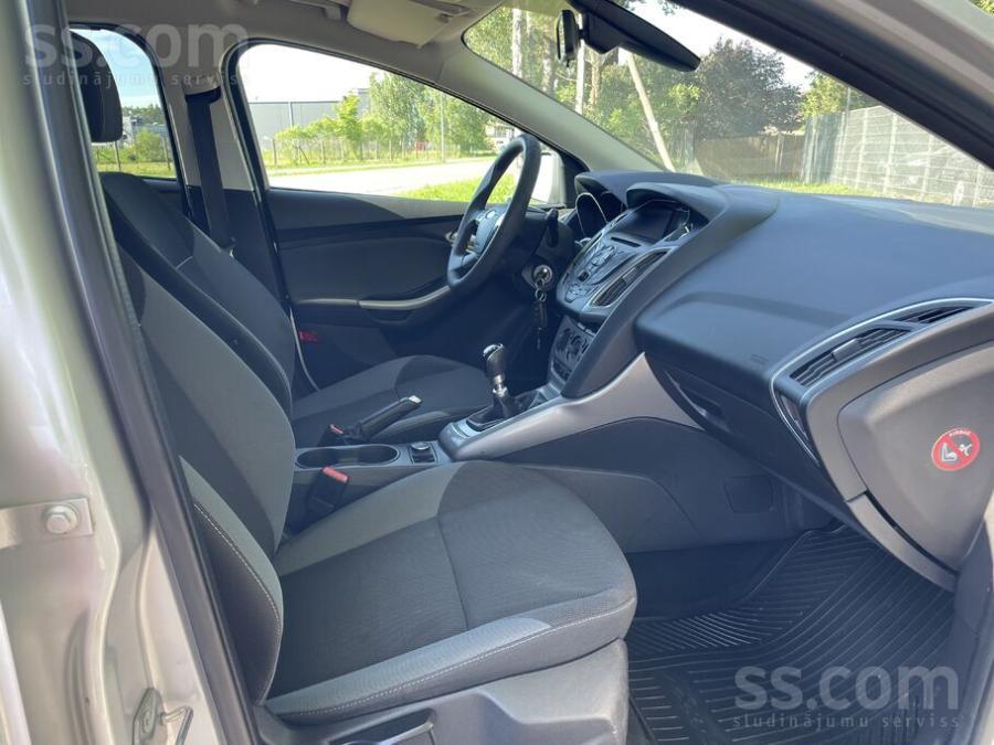 Ford Focus 2014 in Riga, with an engine capacity of 1.60 L and mileage of 230 thousand km for 3990 €, photo 17 on AUTOMOTO.COM.LV
