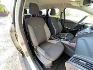 Ford Focus 2014 in Riga, with an engine capacity of 1.60 L and mileage of 230 thousand km for 3990 €, photo 18 on AUTOMOTO.COM.LV