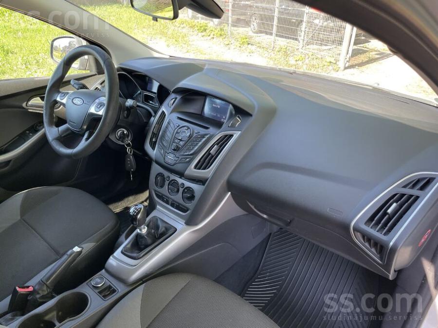 Ford Focus 2014 in Riga, with an engine capacity of 1.60 L and mileage of 230 thousand km for 3990 €, photo 19 on AUTOMOTO.COM.LV