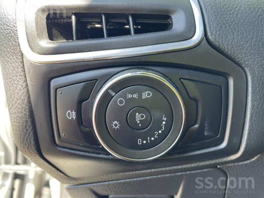 Ford Focus 2014 in Riga, with an engine capacity of 1.60 L and mileage of 230 thousand km for 3990 €, photo 28 on AUTOMOTO.COM.LV