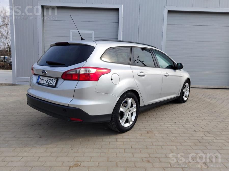 Ford Focus 2014 in Riga, with an engine capacity of 1.60 L and mileage of 353 thousand km for 3960 €, photo 6 on AUTOMOTO.COM.LV