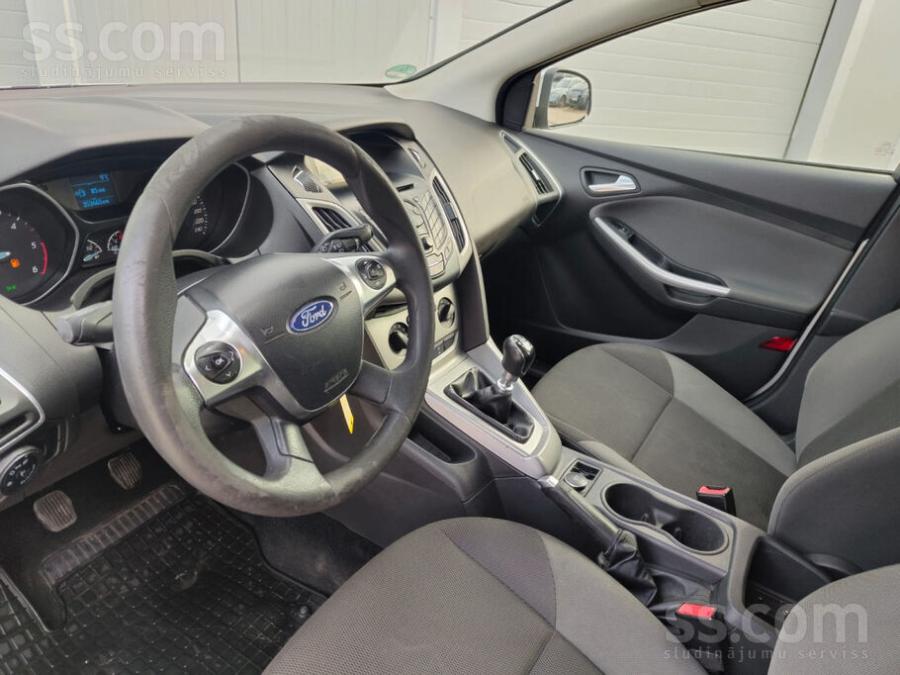 Ford Focus 2014 in Riga, with an engine capacity of 1.60 L and mileage of 353 thousand km for 3960 €, photo 8 on AUTOMOTO.COM.LV