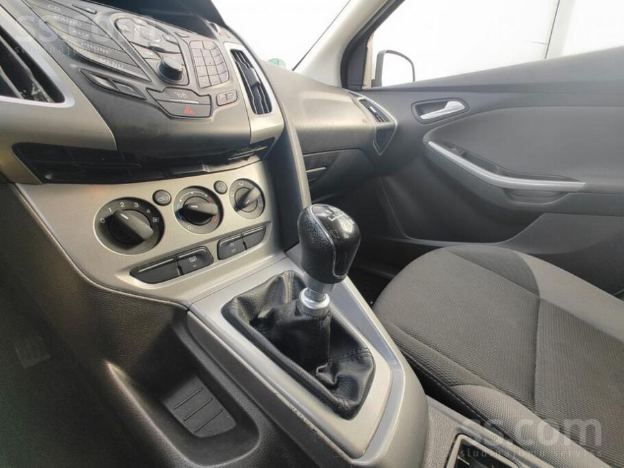 Ford Focus 2014 in Riga, with an engine capacity of 1.60 L and mileage of 353 thousand km for 3960 €, photo 12 on AUTOMOTO.COM.LV