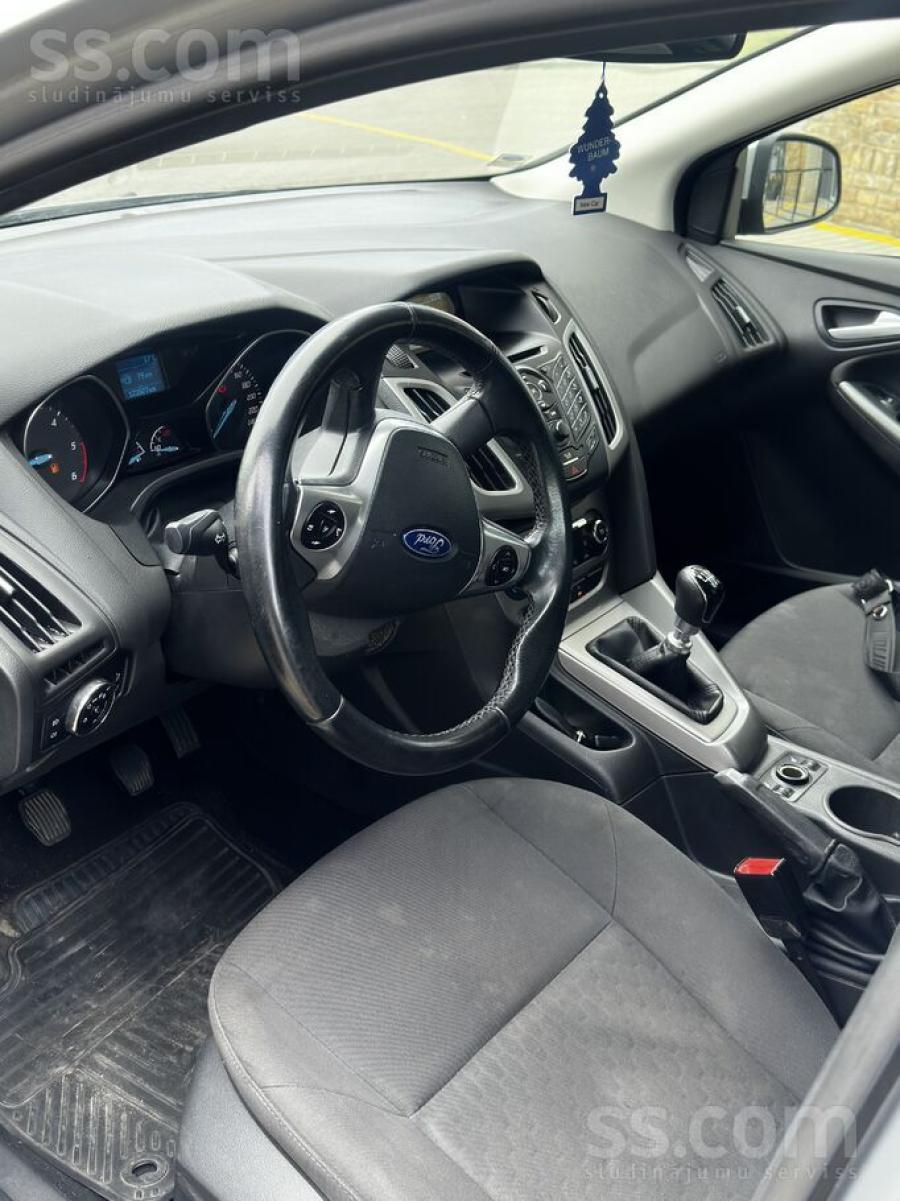 Ford Focus 2014 Rīga, ar dzinēja tilpumu 1.60 L un nobraukumu 123 tūkst. km par 4500 €, foto 7 vietnē AUTOMOTO.COM.LV