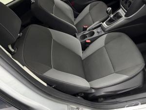 Ford Focus 2014 Viļņa, ar dzinēja tilpumu 1.56 L un nobraukumu 182 tūkst. km par 4500 €, foto 6 vietnē AUTOMOTO.COM.LV