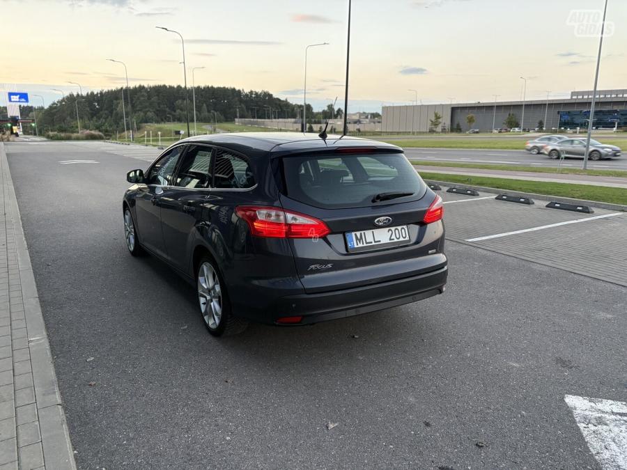 Ford Focus 2014 in Vilnius, with an engine capacity of 1.60 L and mileage of 295 thousand km for 3700 €, photo 5 on AUTOMOTO.COM.LV