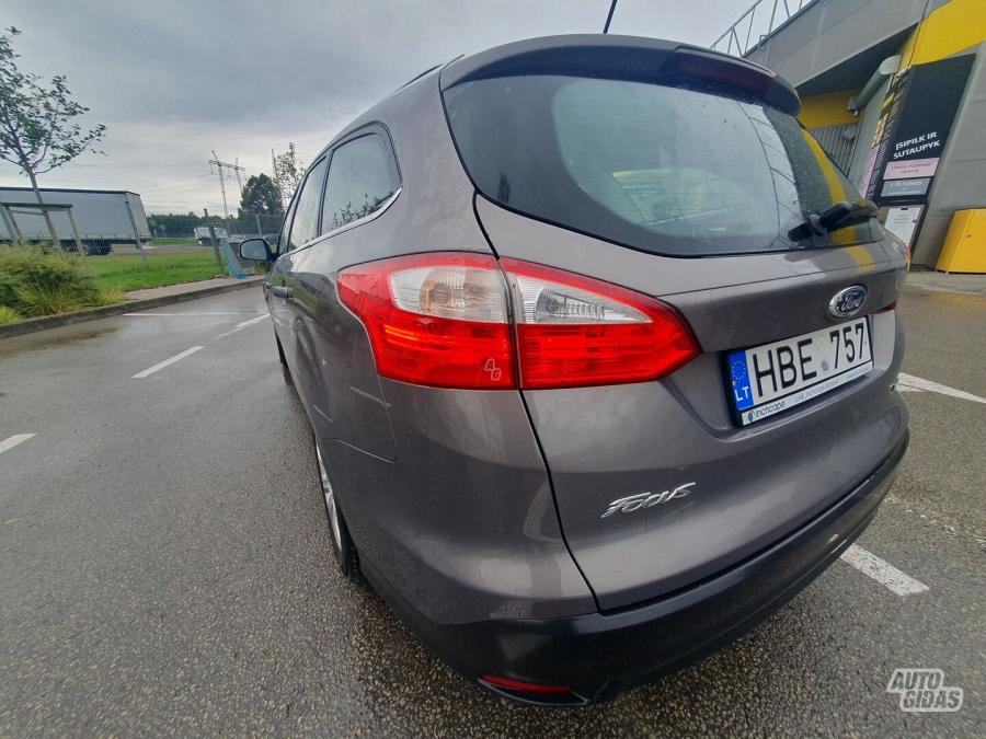 Ford Focus 2014 in Siauliai, with an engine capacity of 1.00 L and mileage of 197 thousand km for 2350 €, photo 12 on AUTOMOTO.COM.LV